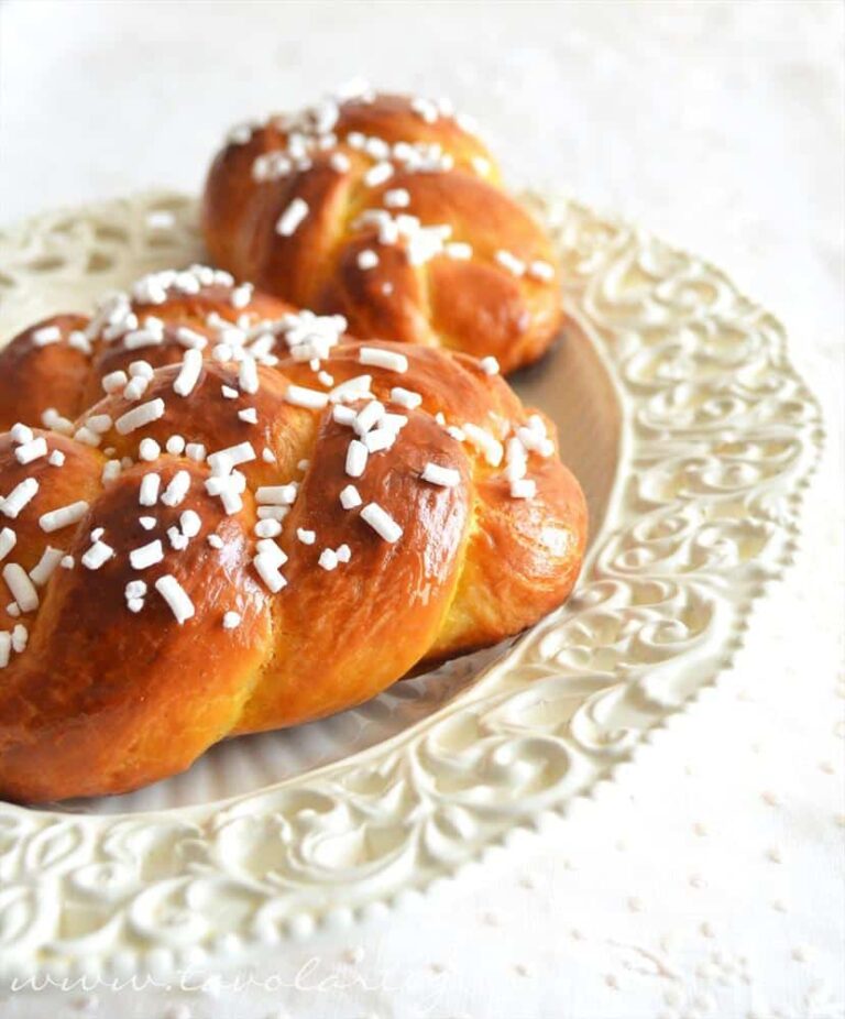 Trecce dolci -Trecce brioche - Ricetta Trecce dolci Tavolartegusto