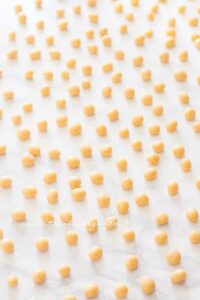 Struffoli: la Ricetta originale napoletana passo passo