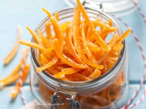Arance candite (Scorzette di arancia candite) Ricetta veloce senza bollire!