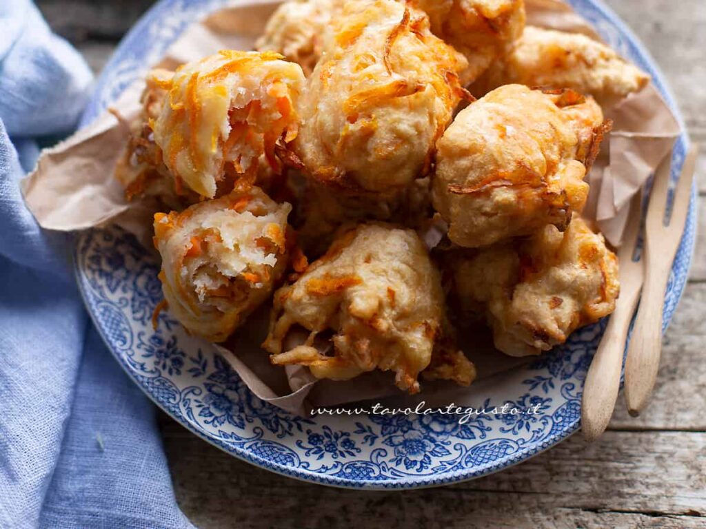Frittelle di carote (facilissime e deliziose!)