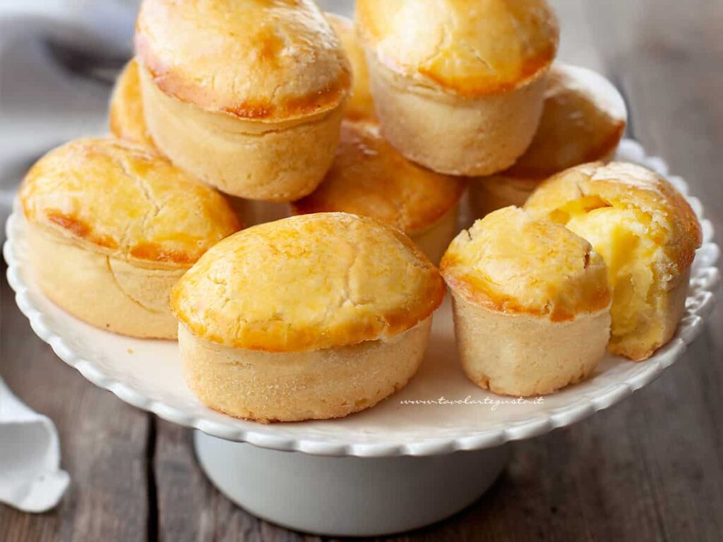 Pasticciotto: Ricetta originale dei Pasticciotti leccesi (con foto ... Pasticciotto: Ricetta originale dei Pasticciotti leccesi (con foto ...