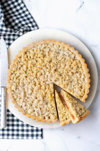Crostata crumble (gustosa e velocissima, si inforna in 15 minuti!)