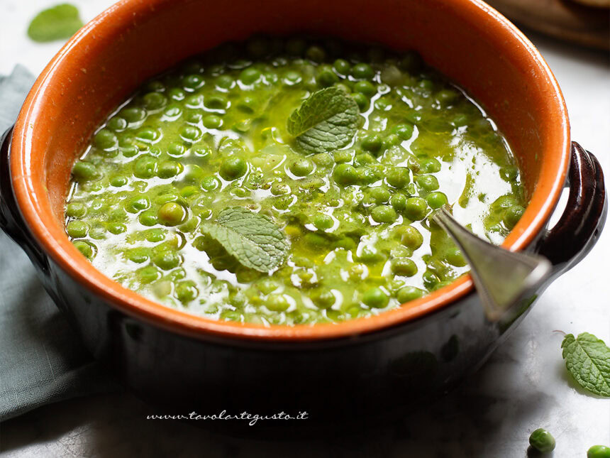 Zuppa di piselli (Ricetta base e varianti) - Tavolartegusto
