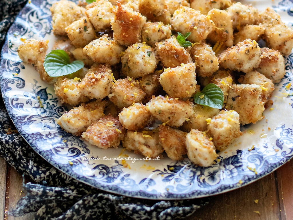 Bocconcini di pollo saporiti (Ricetta veloce in 12 minuti)